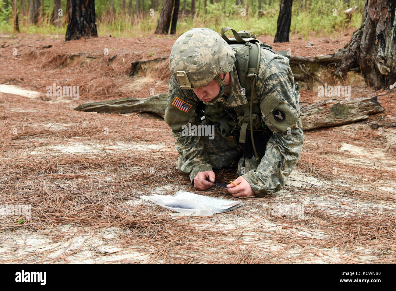 U.S. Army National Guard Soldiers attending the Basic Leaders Course ...