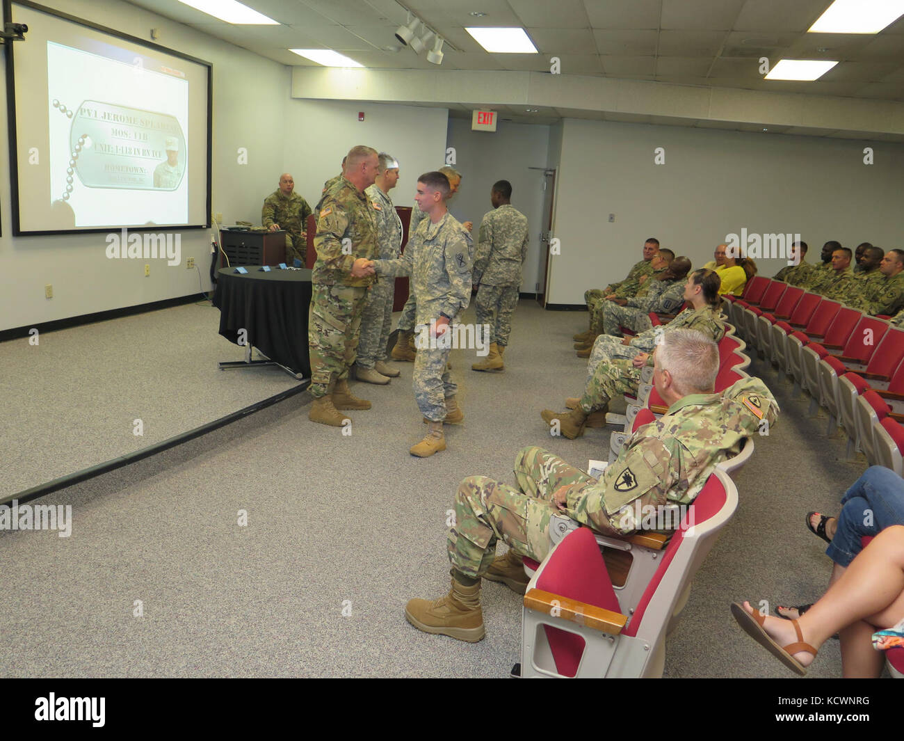 Soldiers graduated from the South Carolina National Guard Recruit ...