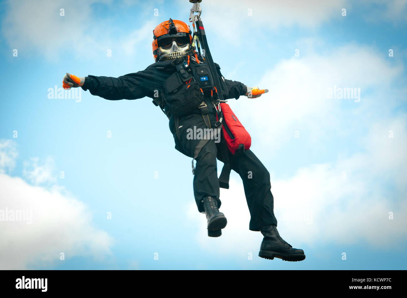 U.S. Soldiers from the 59th Aviation Troop Command, South Carolina Army ...