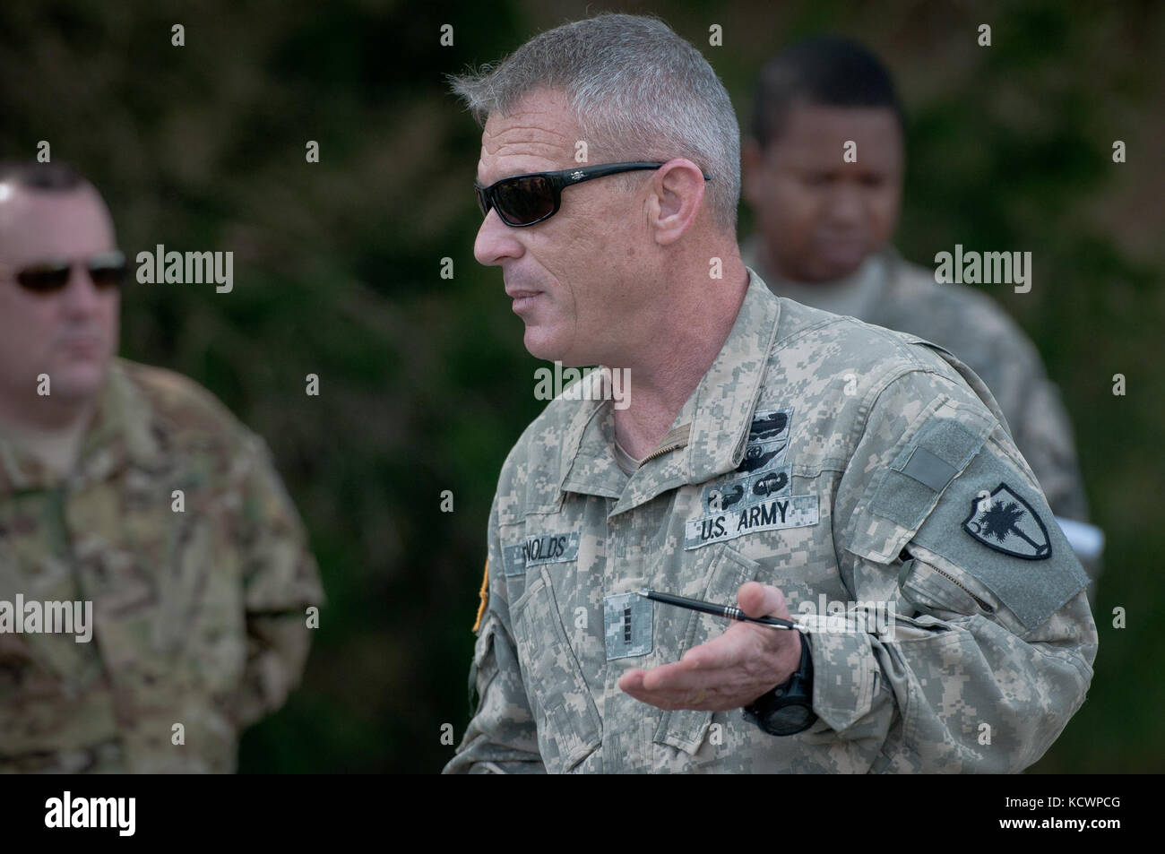 U.S. Soldiers from the 59th Aviation Troop Command, South Carolina Army ...
