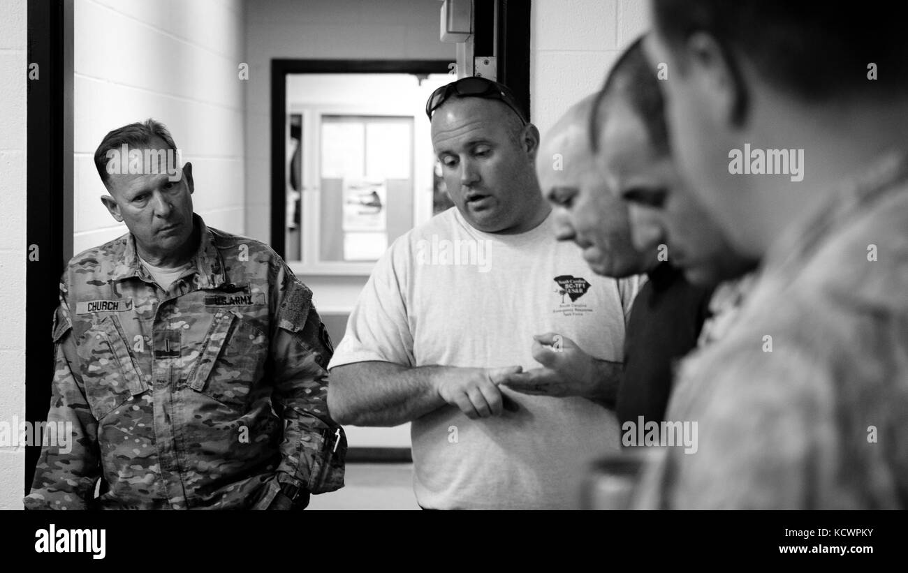 Soldiers command staff from Black and White Stock Photos & Images - Alamy