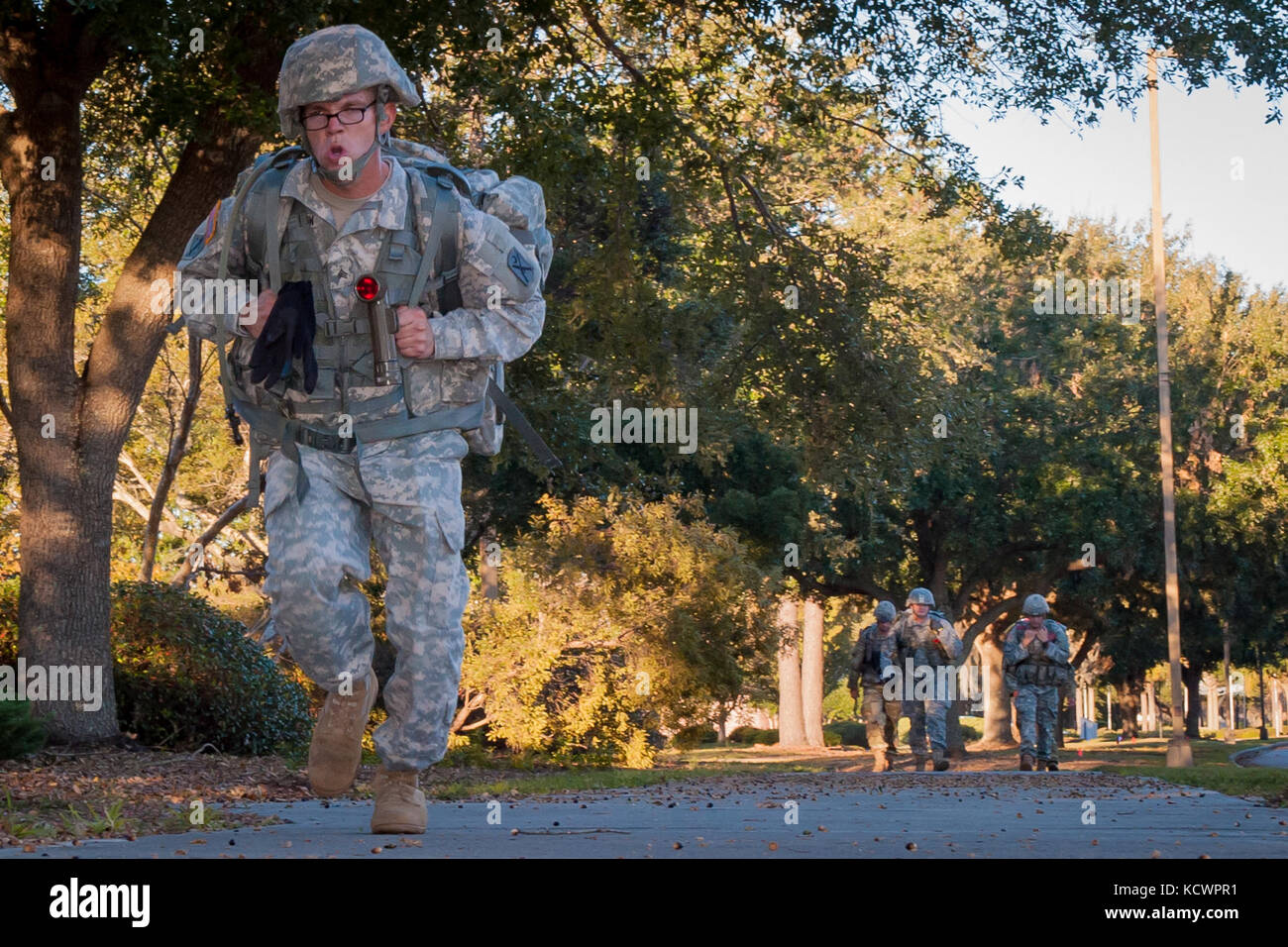 U.S. Army Sgt. Wesley Bergerson, Delta Co., 1st Battalion, 118th ...