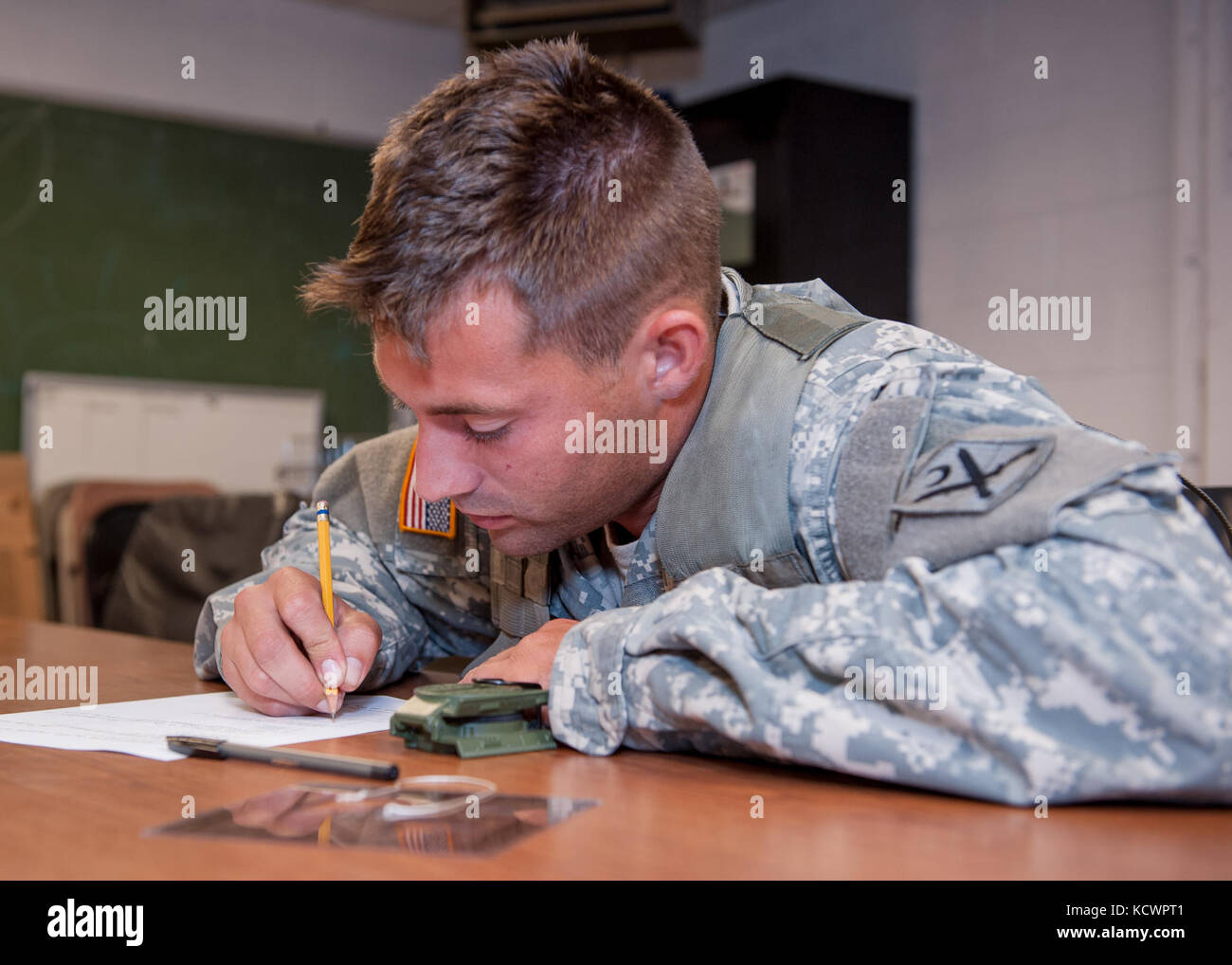 Army physical exam hi-res stock photography and images - Alamy