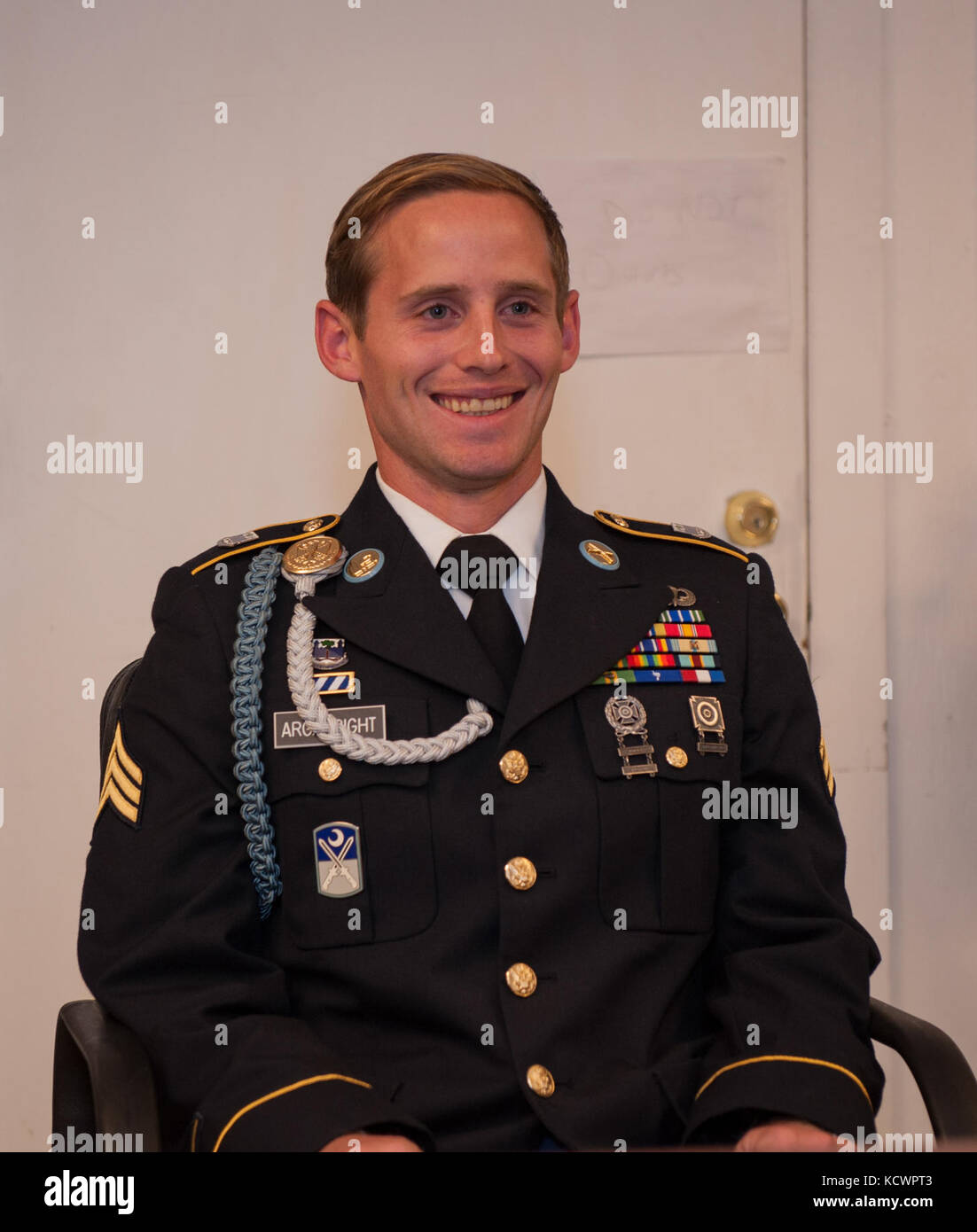 U.S. Army Sgt. Jeremy Argabright, Bravo Co., 1st Battalion, 118th ...