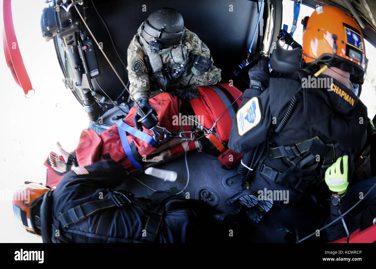 South Carolina National Guard Soldiers and fire department/EMS rescuers ...