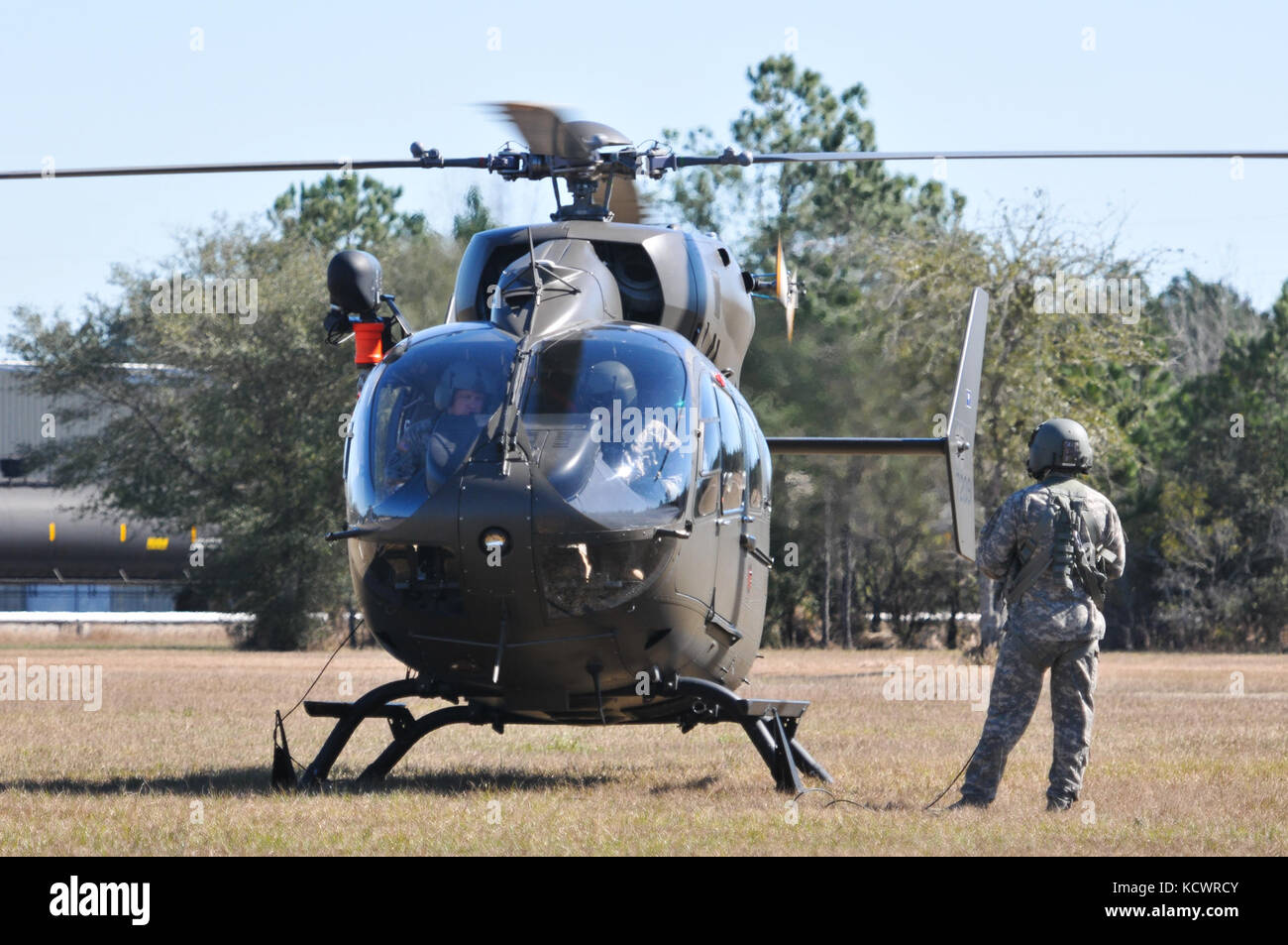South Carolina National Guard Soldiers, and fire department/EMS ...