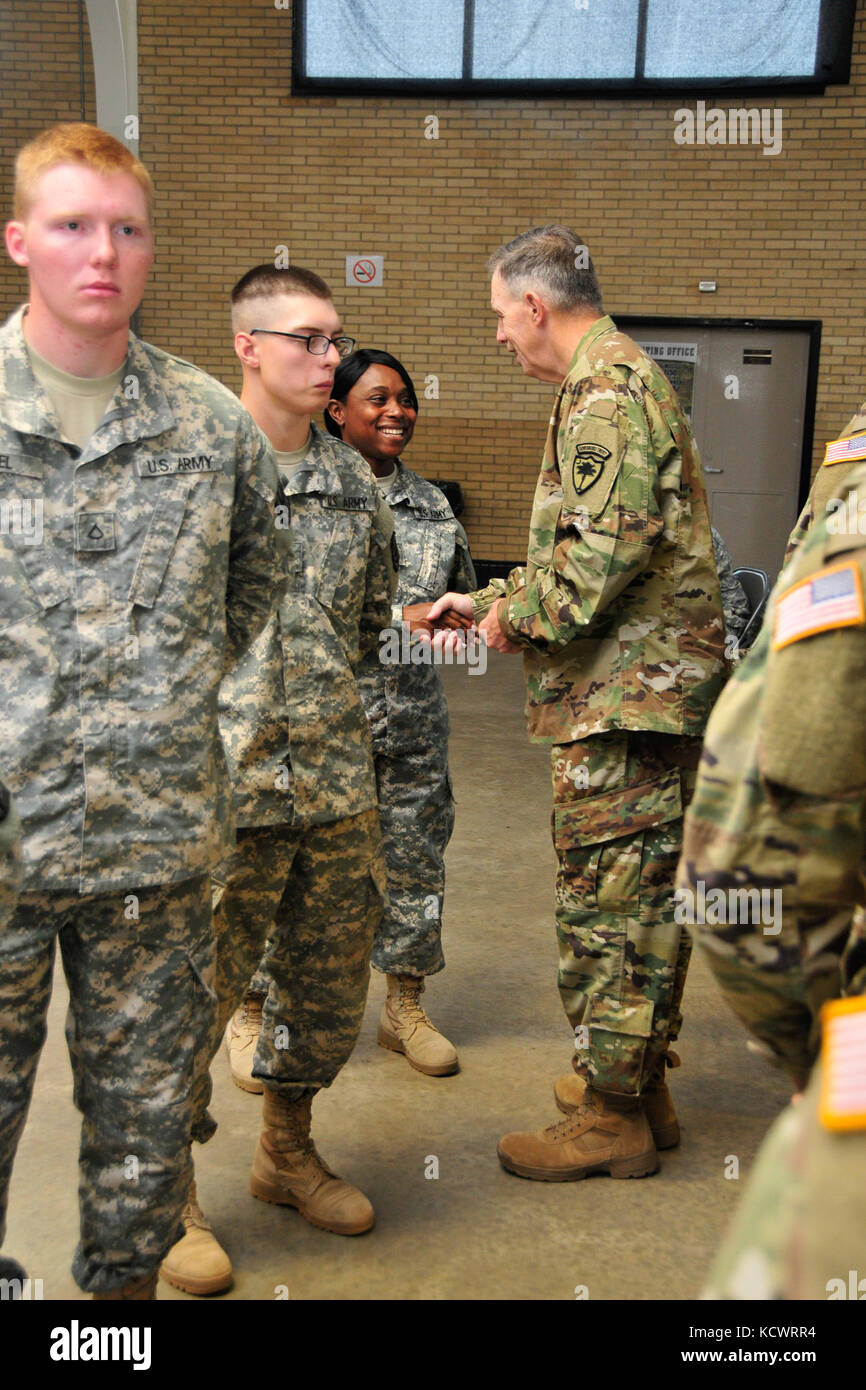 South Carolina Army National Guard Soldiers attend one last drill with ...