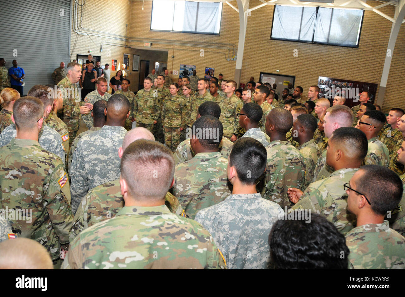 South Carolina Army National Guard Soldiers attend one last drill with ...