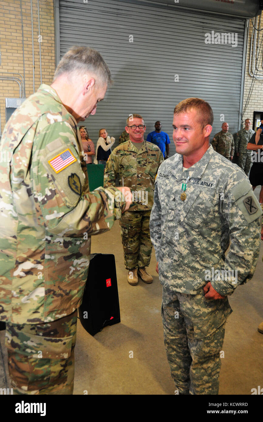 South Carolina Army National Guard Soldiers attend one last drill with ...