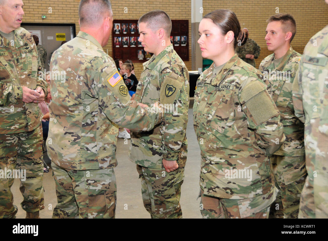 South Carolina Army National Guard Soldiers attend one last drill with ...
