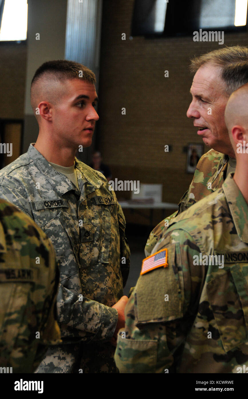 South Carolina Army National Guard Soldiers attend one last drill with ...