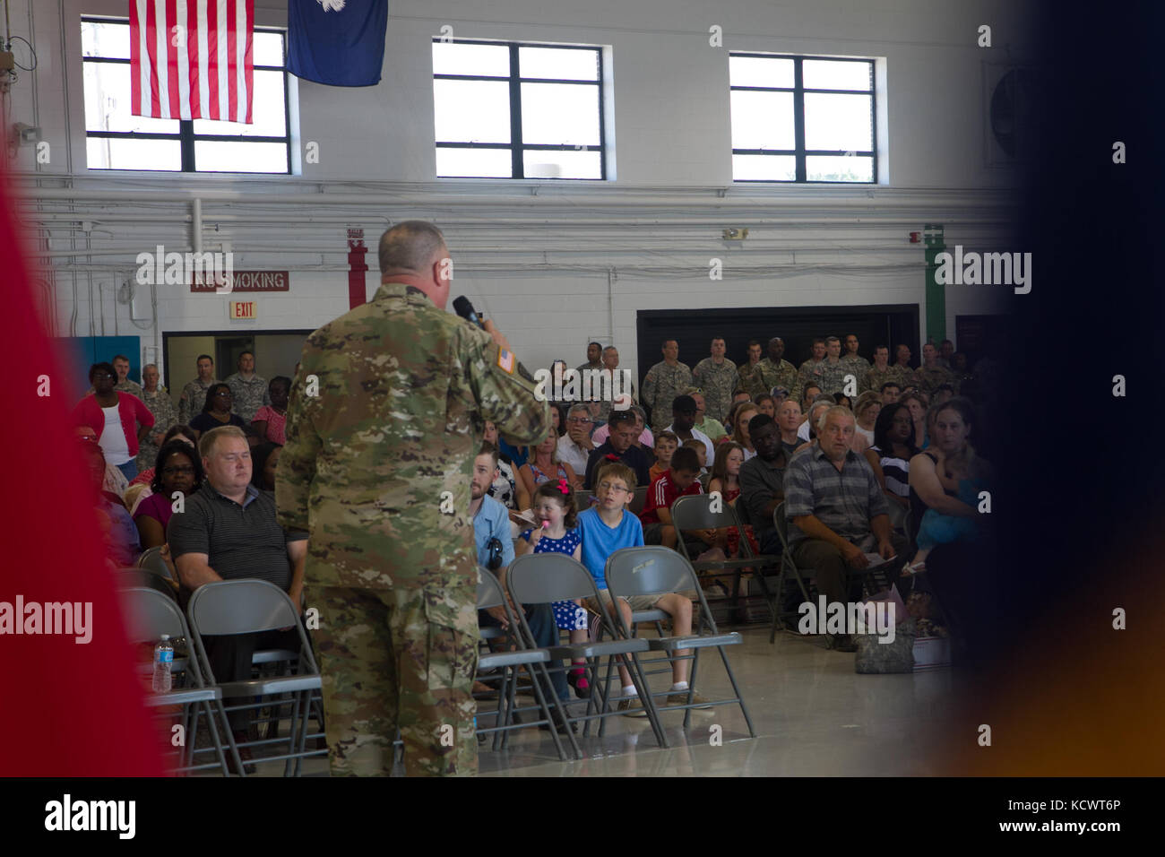 U.S. Army Soldiers of A-Company, 1-111th General Support Aviation ...
