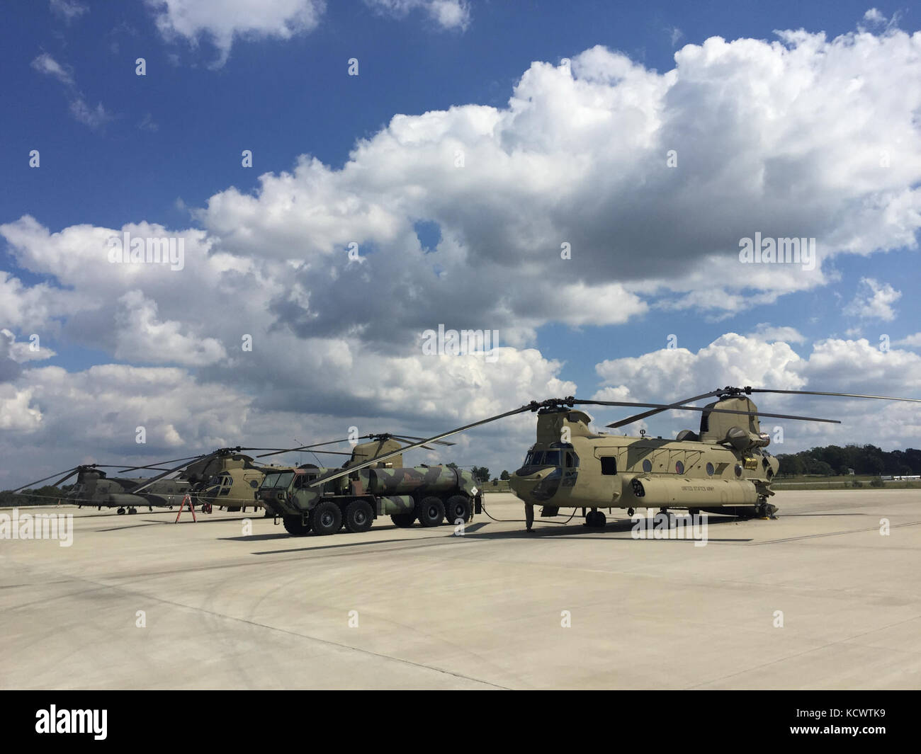 U.S. Army crews with the South Carolina National Guard prepare to ...
