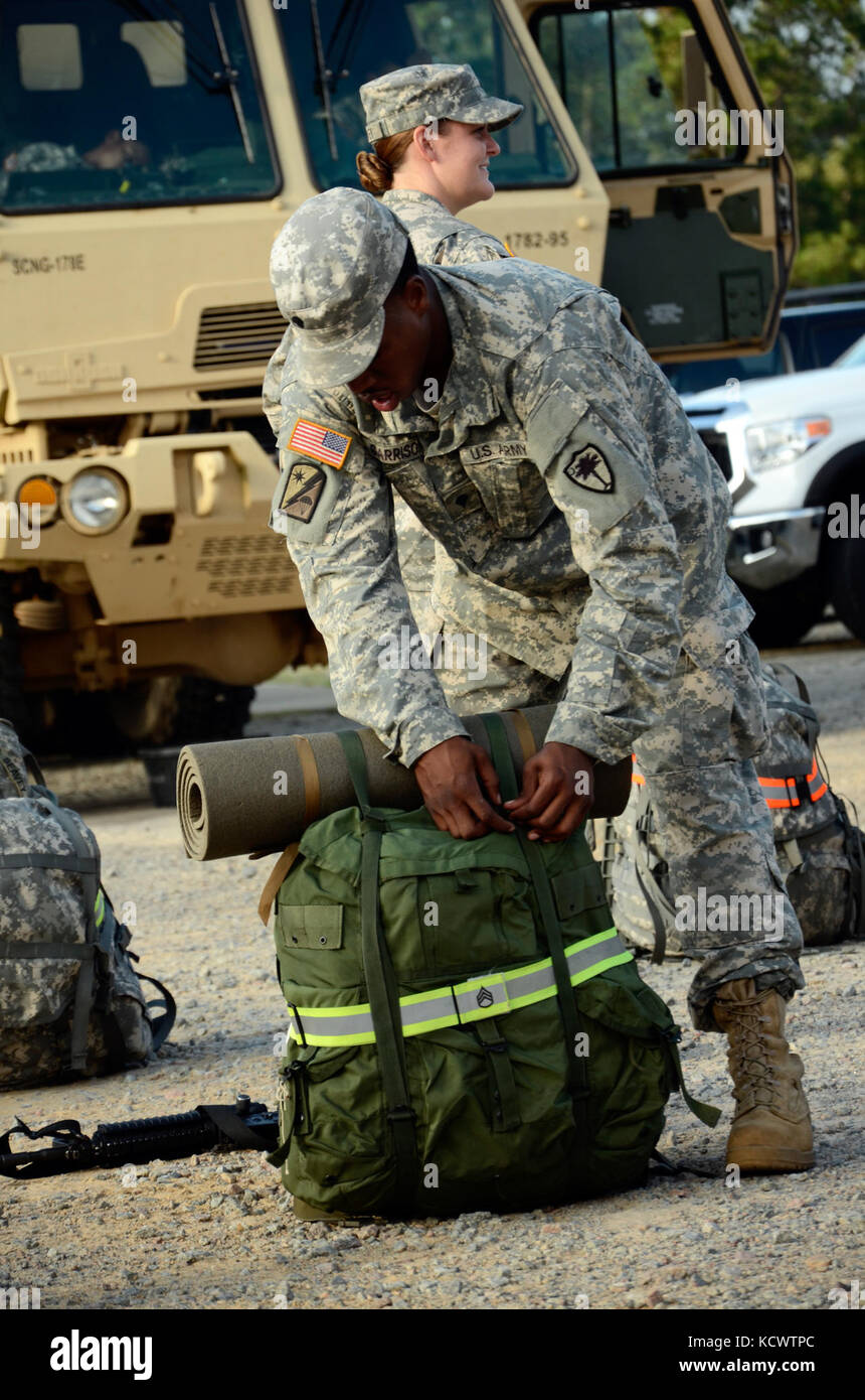A South Carolina Army National Guard Soldier prepares his ruck for a 12 ...