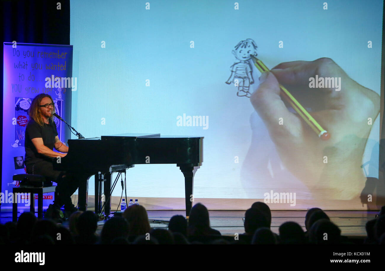 Tim Minchin performs his song When I Grow Up, from Matilda the Musical ...