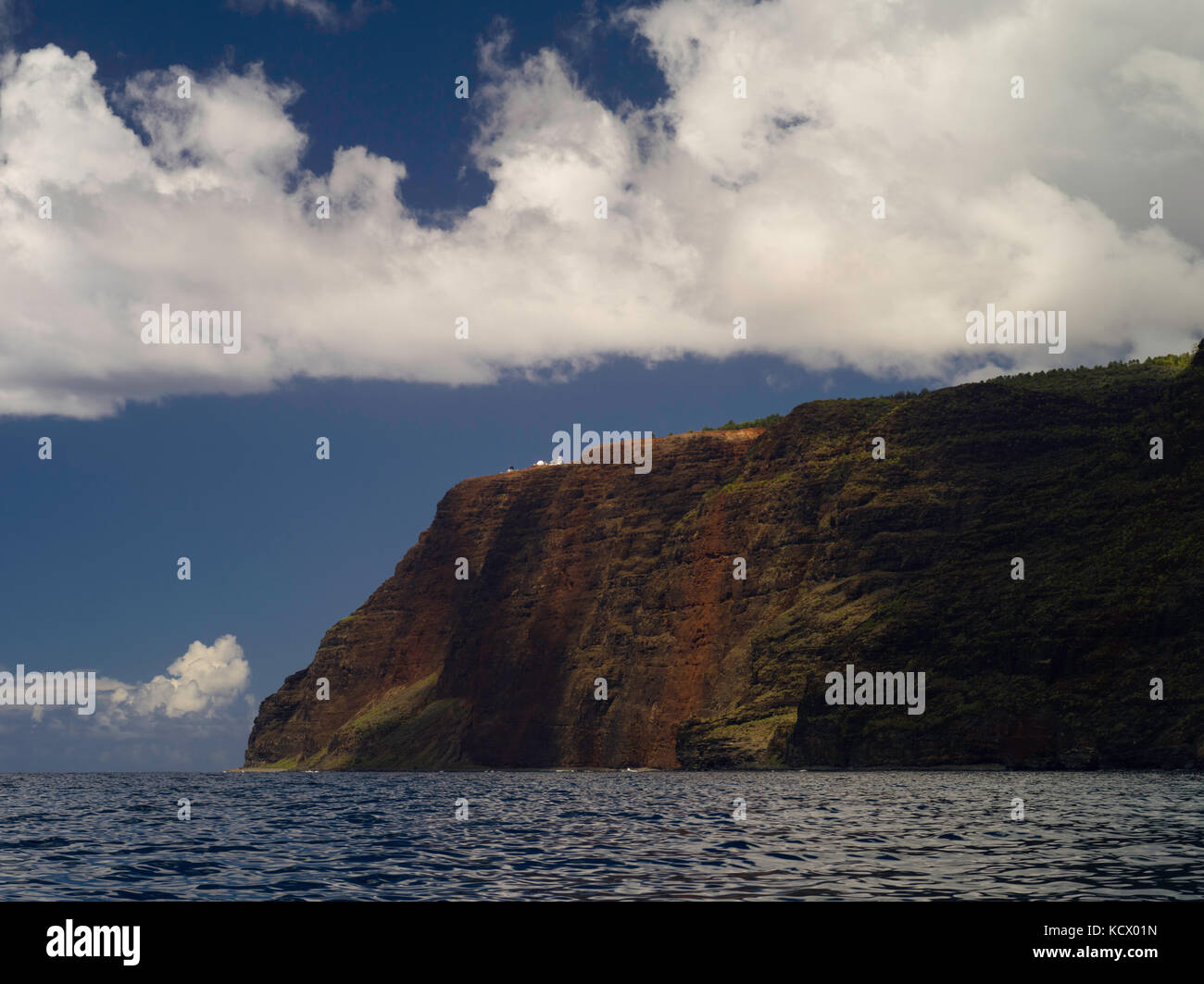 Makaha ridge hi-res stock photography and images - Alamy