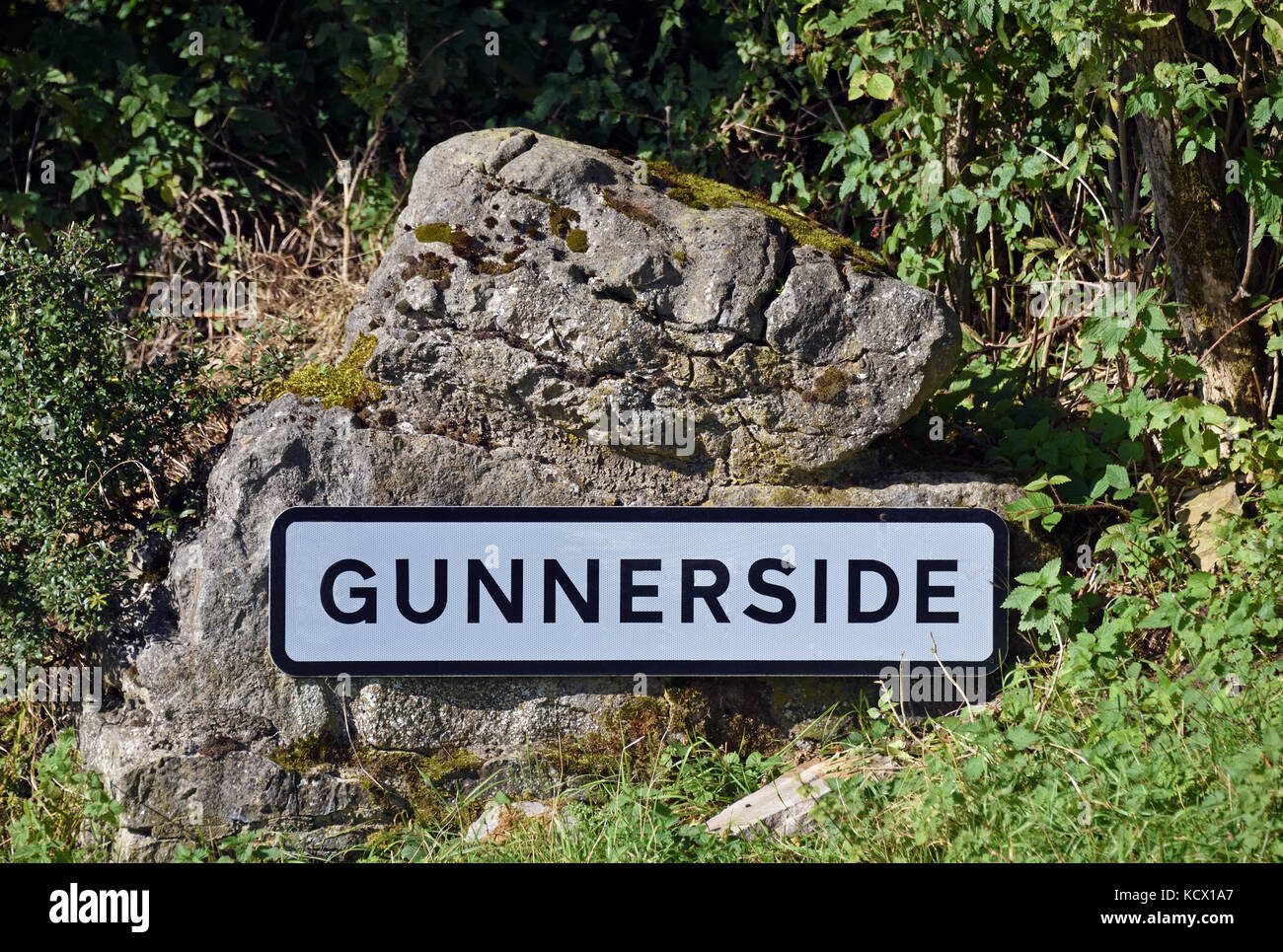 Village sign. Gunnerside, Swaledale, Richmondshire, North Yorkshire ...