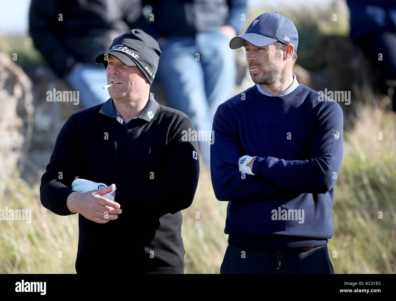 Shane Warne (left) and Jamie Redknapp on the 2nd tee during day three ...