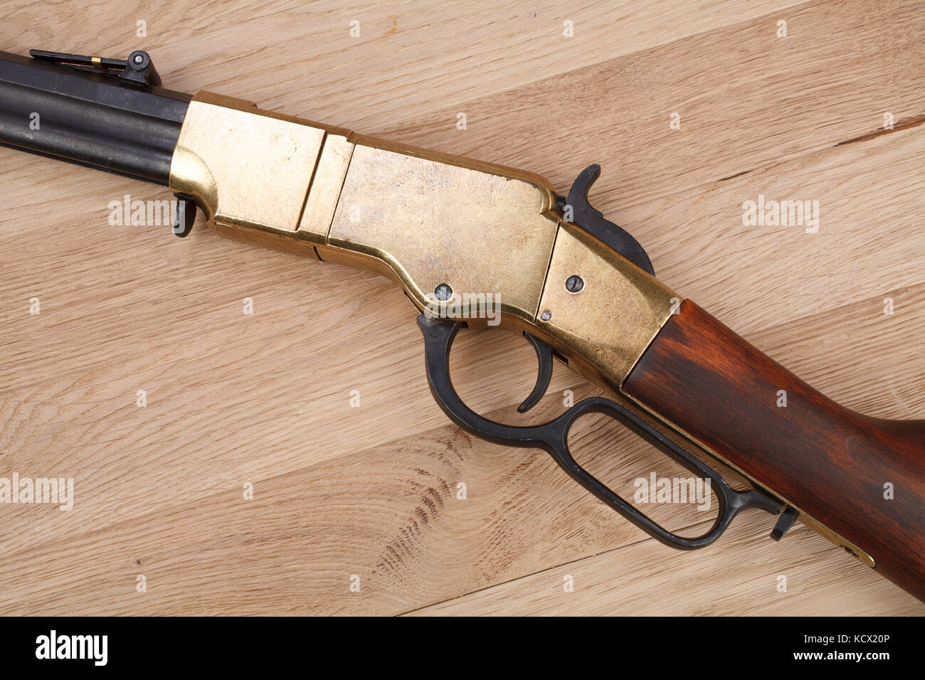 Wild west period rifle Stock Photo - Alamy