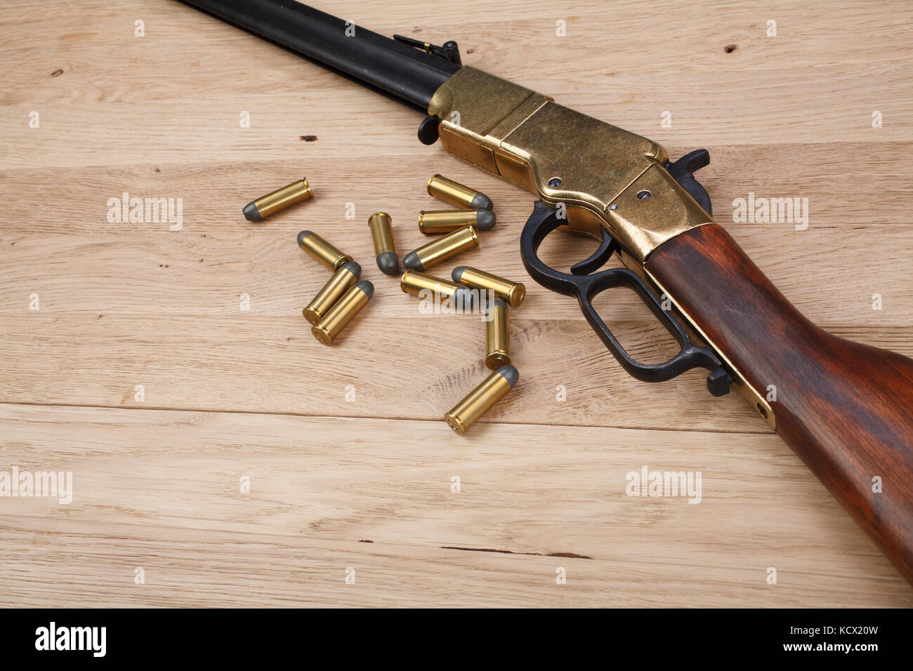 Wild west period rifle Stock Photo - Alamy