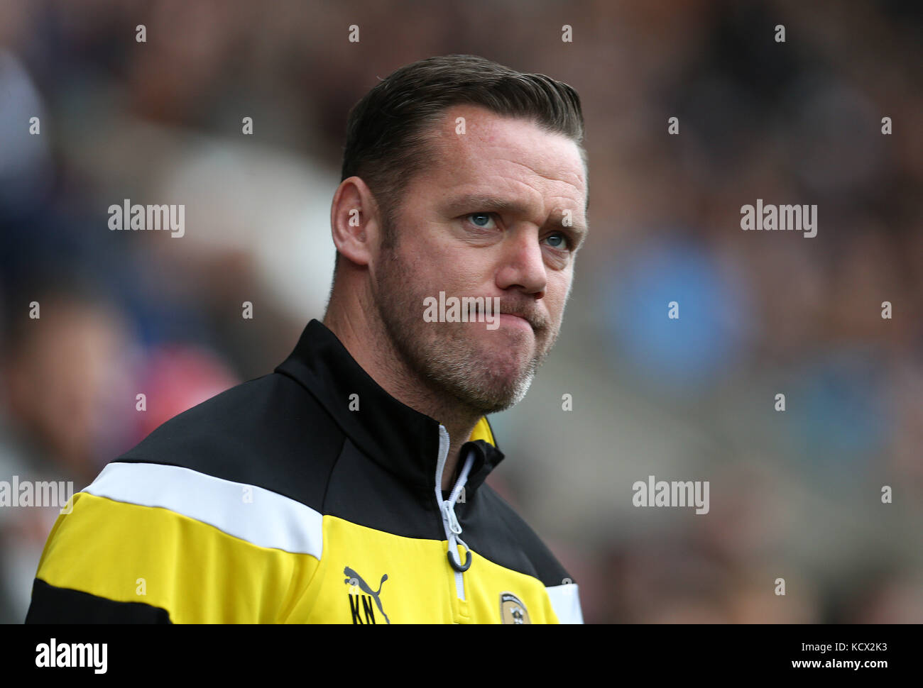 Notts county manager kevin nolan hi-res stock photography and images ...
