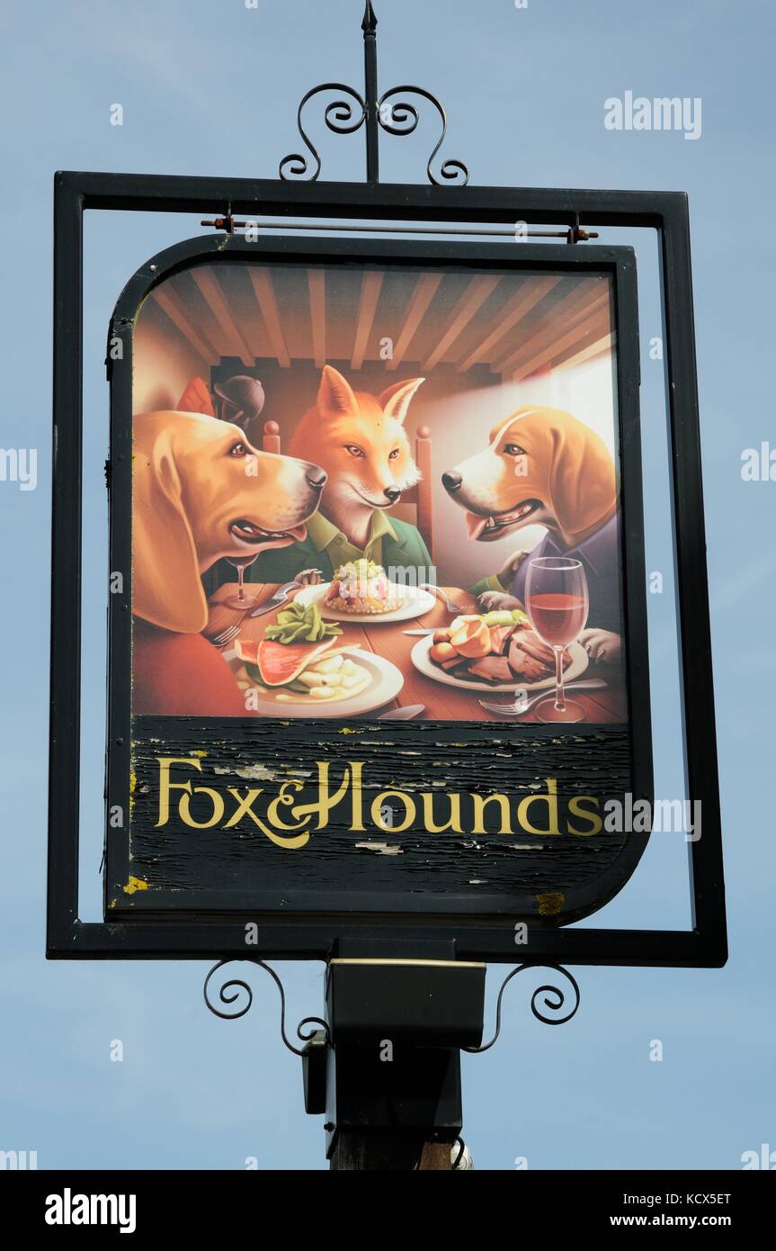 Fox & Hounds inn sign, Barley, Hertfordshire Stock Photo - Alamy