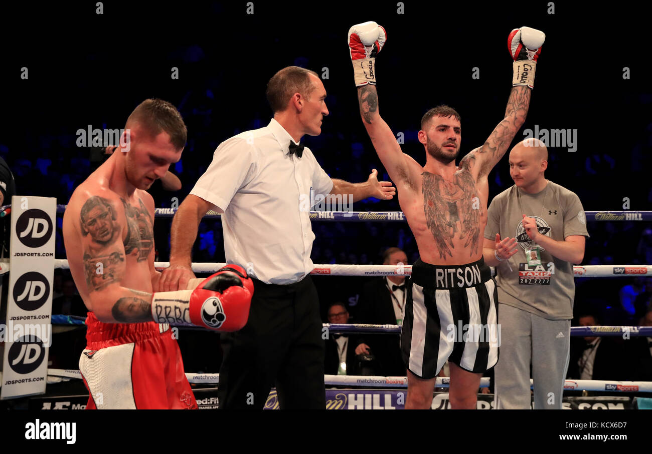 Robbie Barrett celebrates beating Lewis Ritson during their British ...