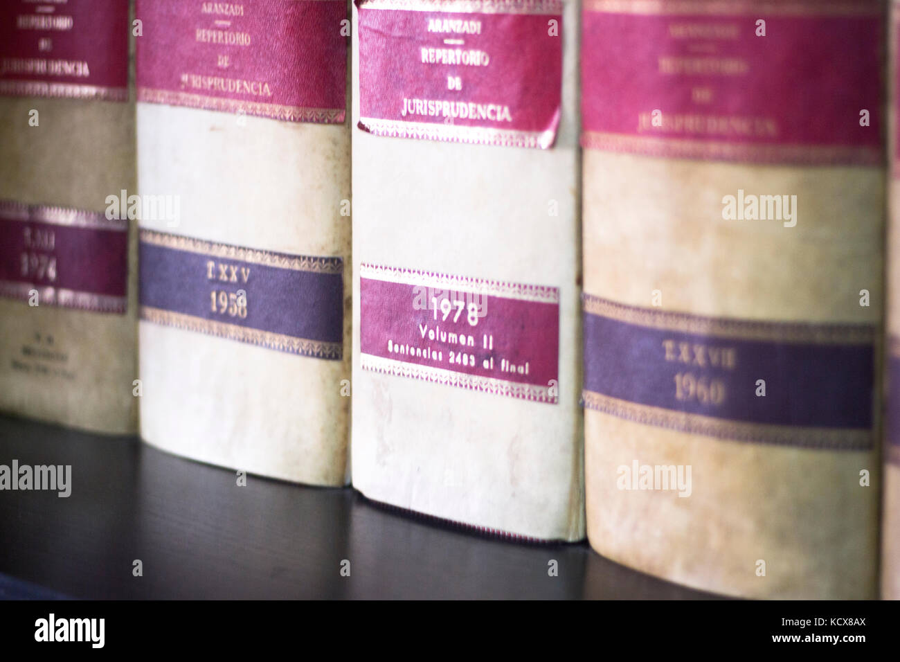 Old legal books law reports hi-res stock photography and images - Alamy