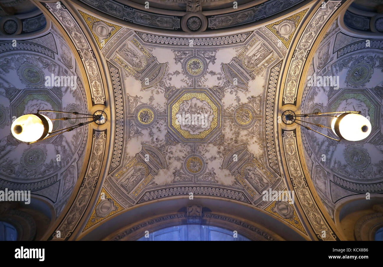 Detail from the ceiling of Opera house in Budapest, Europe Stock Photo ...