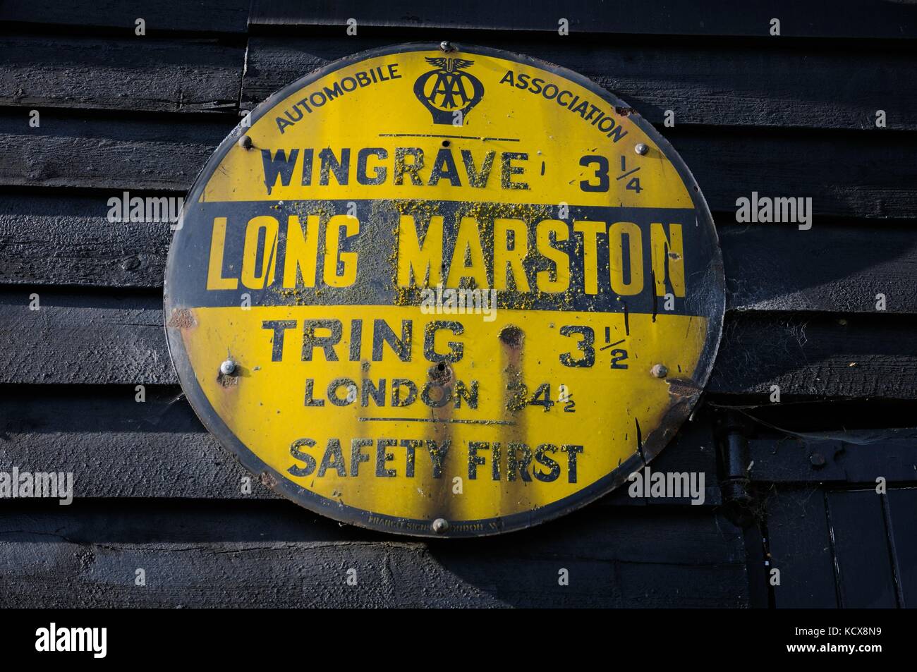 Aa sign hi-res stock photography and images - Alamy