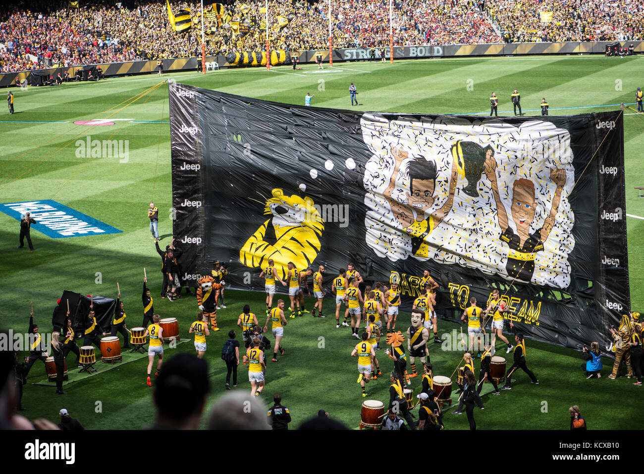 Australian rules football finals, MCG Stock Photo - Alamy