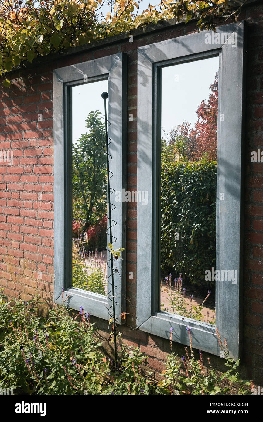 Two Mirrors Stock Photos & Two Mirrors Stock Images - Alamy