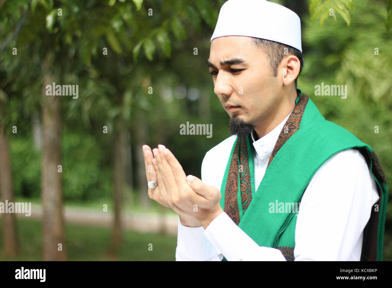 Closeup shot of Muslim Man Recite Doa Stock Photo - Alamy