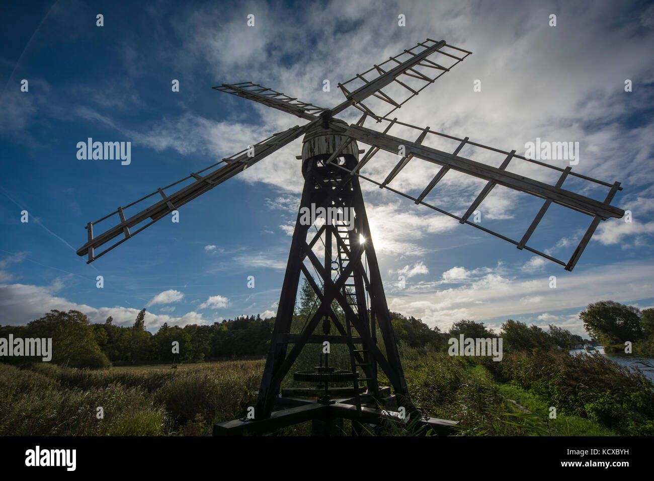 Trestle pump hi-res stock photography and images - Alamy