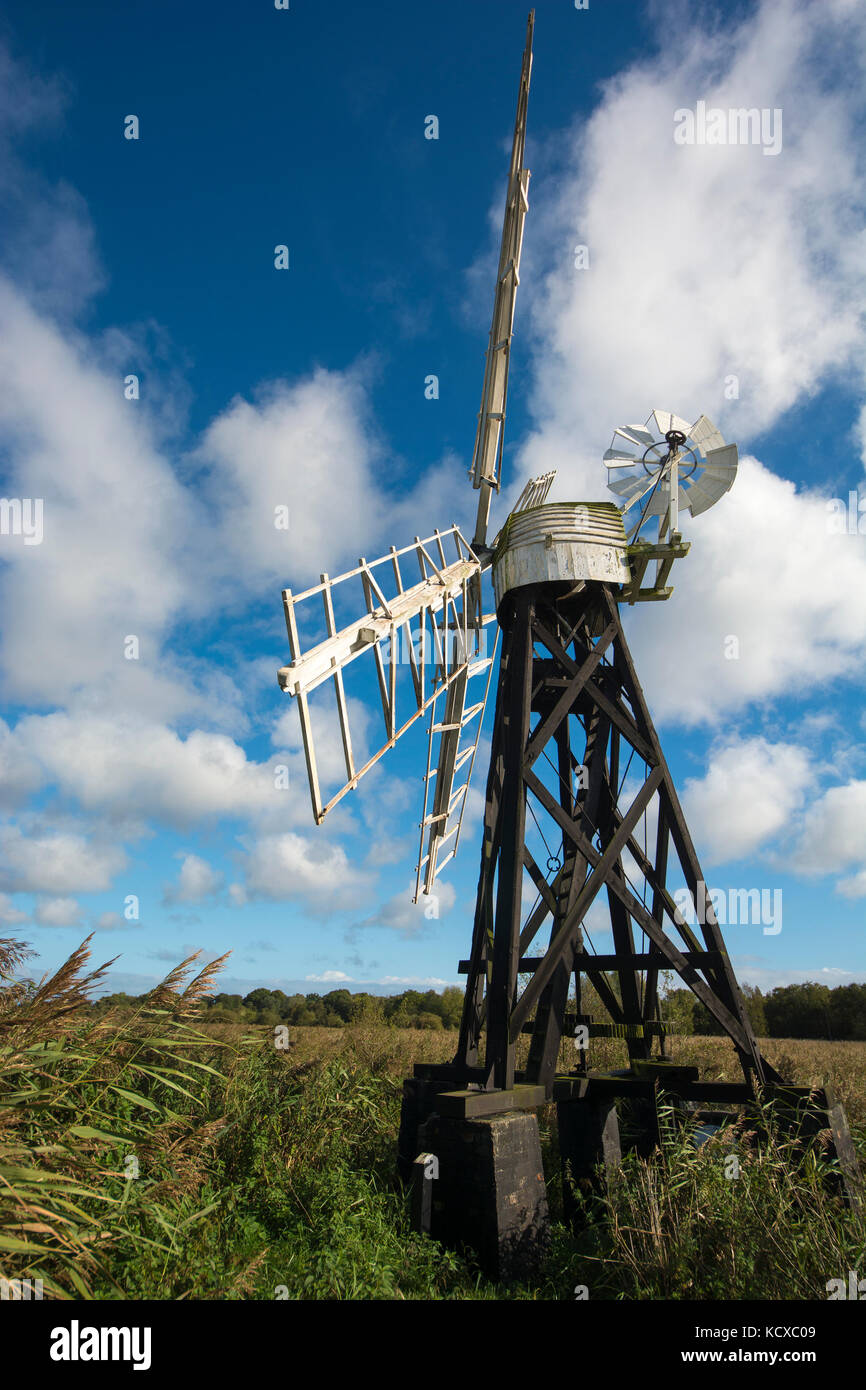 Skeleton windmill hi-res stock photography and images - Alamy