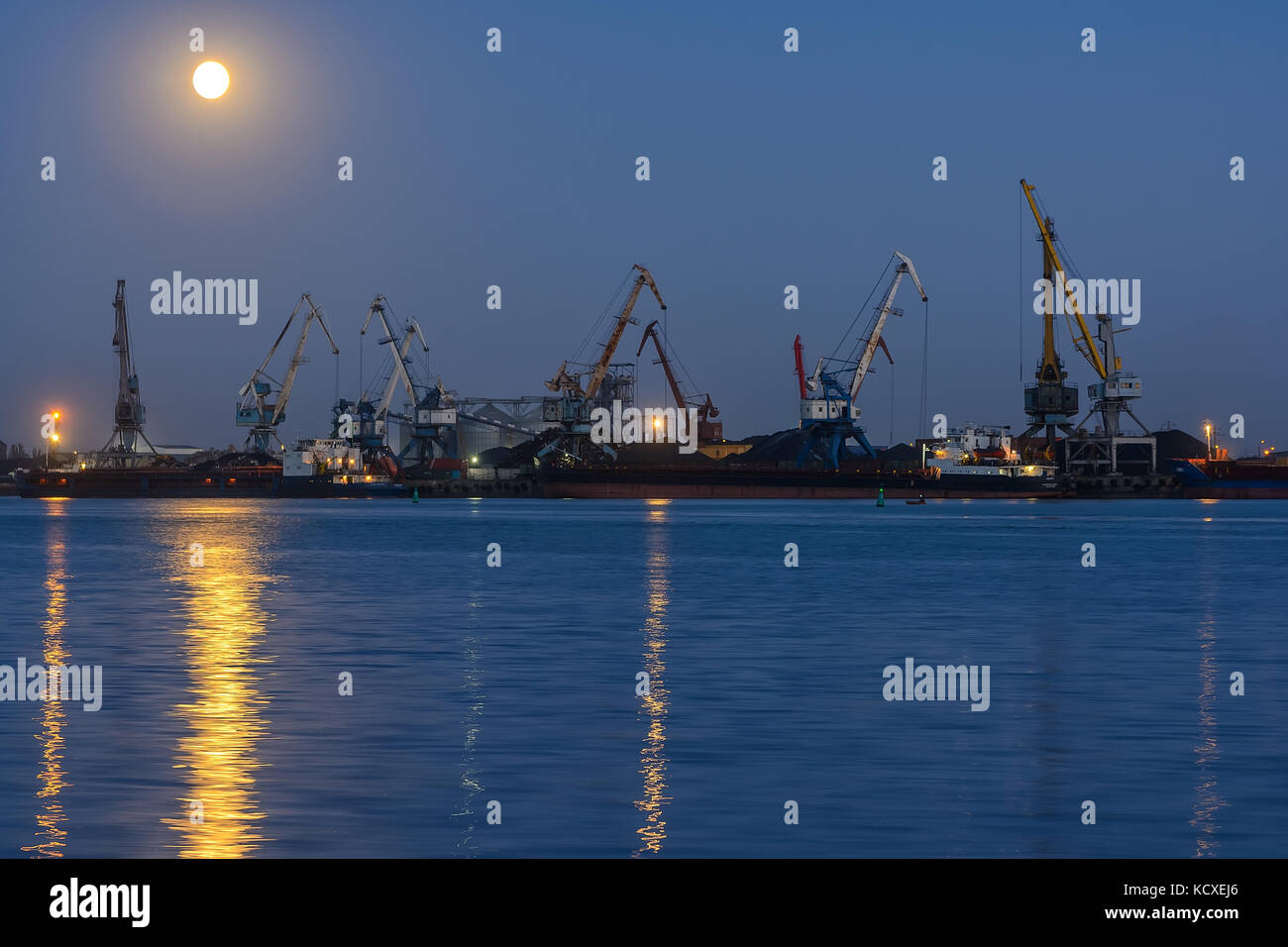 Specialized equipment hi-res stock photography and images - Alamy