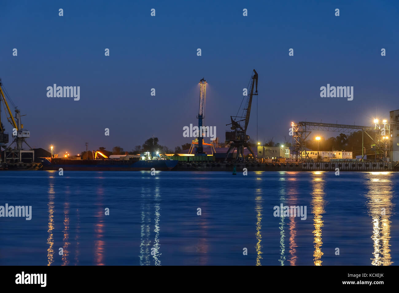 Specialized equipment hi-res stock photography and images - Alamy