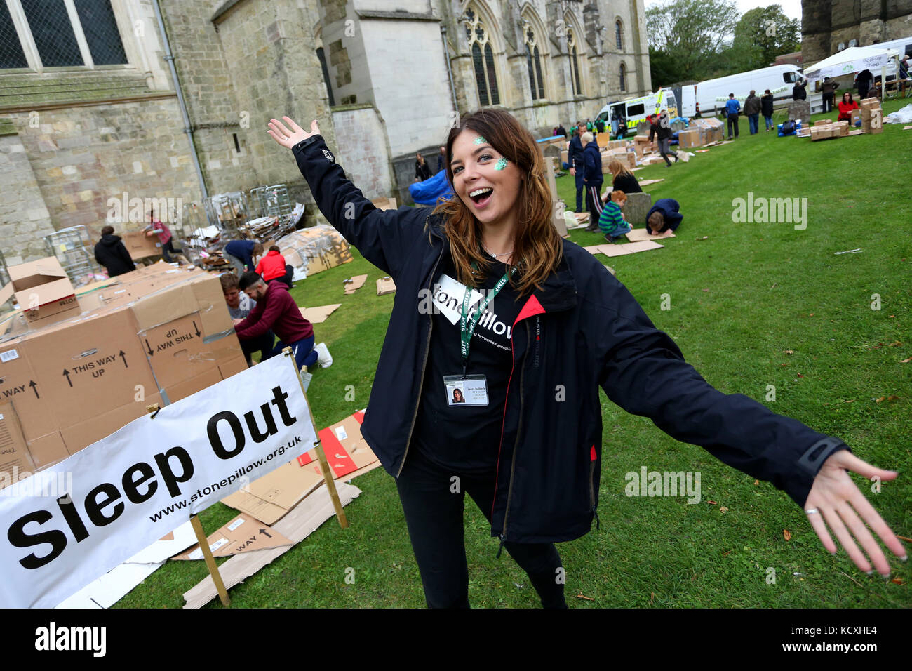 Charity sleepout hi-res stock photography and images - Alamy