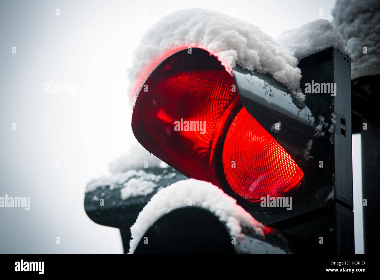 City traffic in winter time hi-res stock photography and images - Alamy