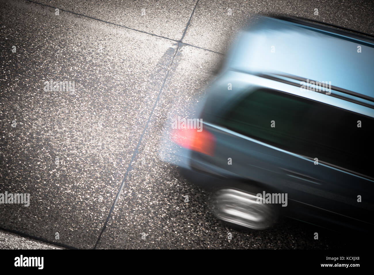 Moving on highway car hi-res stock photography and images - Alamy