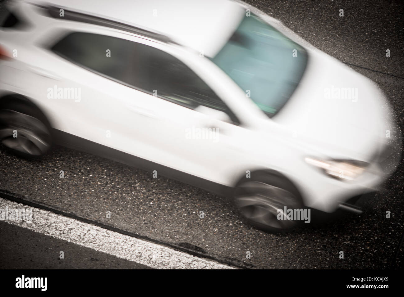 Fast motion highway hi-res stock photography and images - Alamy