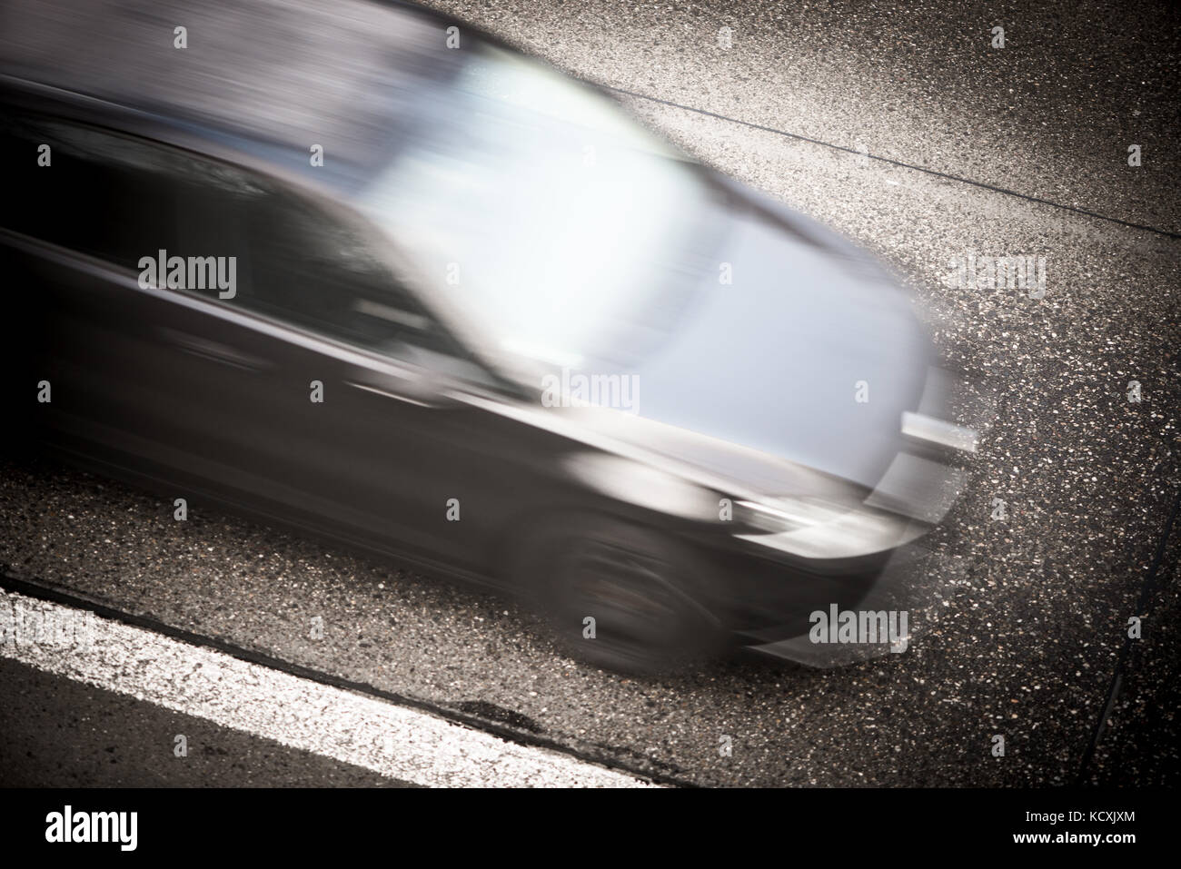 Fast moving wheel hi-res stock photography and images - Alamy