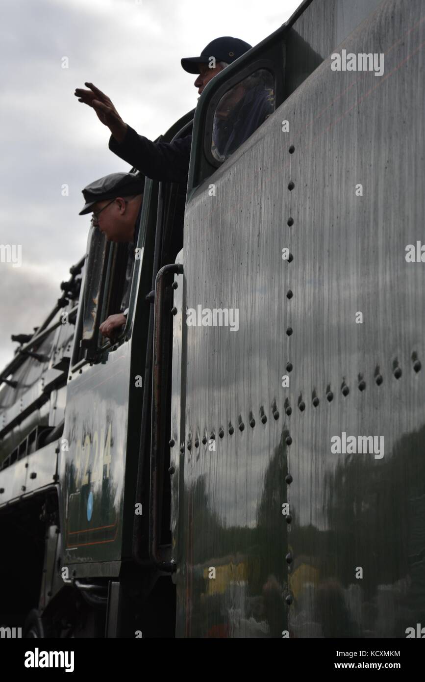 Train preserved railway railways hi-res stock photography and images ...