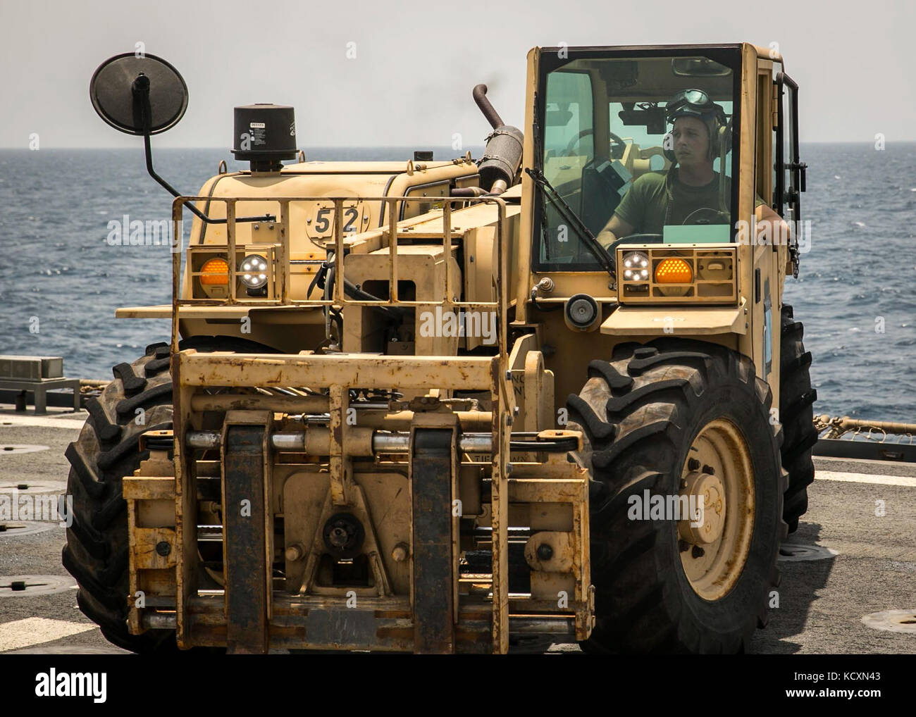 5k forklift hi-res stock photography and images - Alamy