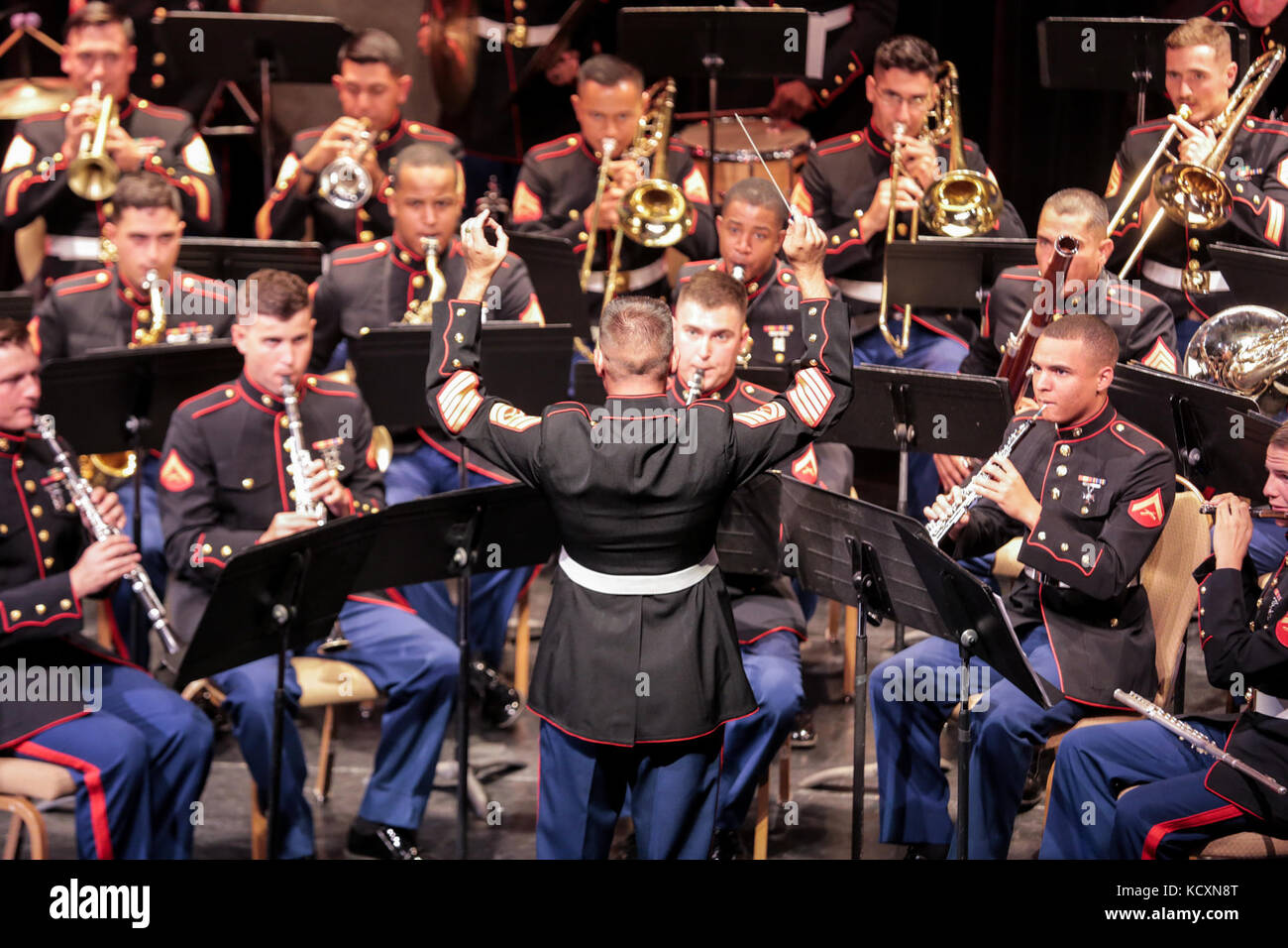 The 1st Marine Division Band from Camp Pendleton performs the annual ...