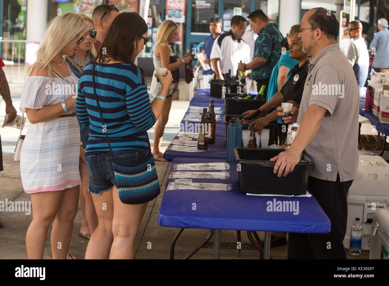 Marine Corps Community Service employees serve base personnel craft ...