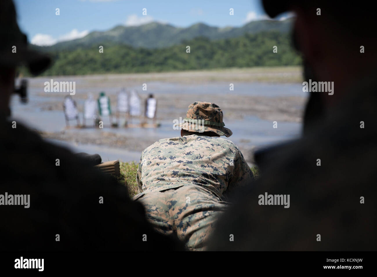 Machine gunner part world hi-res stock photography and images - Alamy