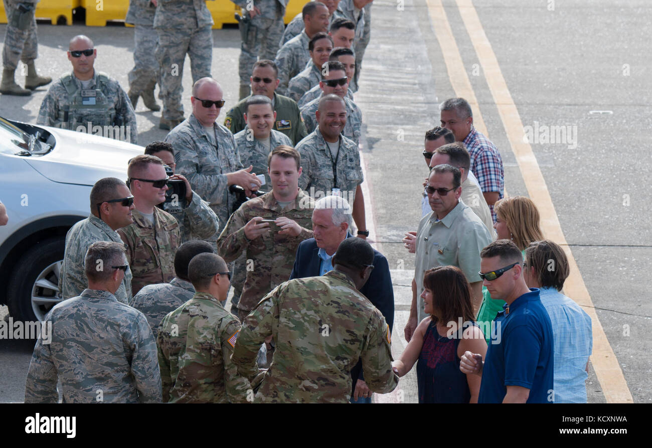 U s vice president greets hi-res stock photography and images - Alamy