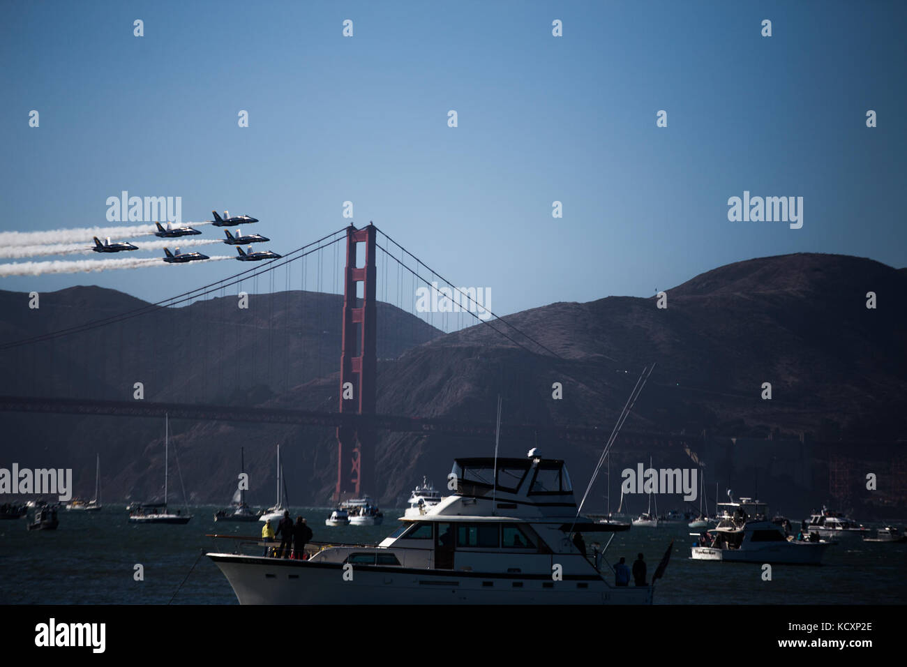 Golden gate bridge 18 hi-res stock photography and images - Alamy