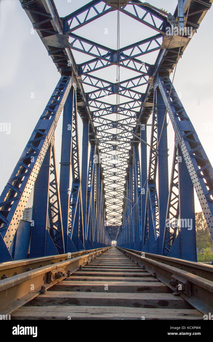 old rail way bridge vintage Stock Photo - Alamy